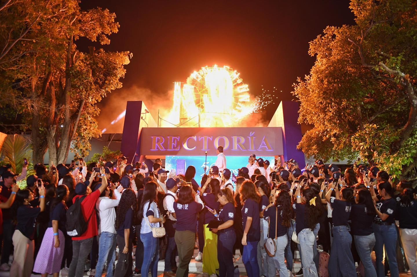 Celebra UNACH 50 años de su fundación